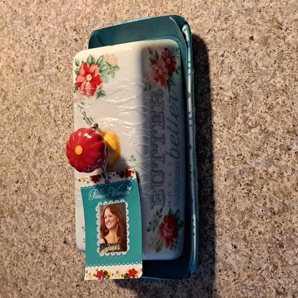 The Pioneer Woman | Kitchen | The Pioneer Woman Butter Dish | Poshmark